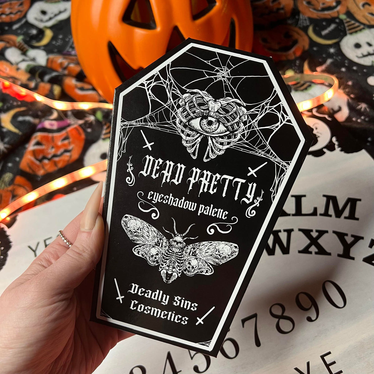 DEAD PRETTY COFFIN EYESHADOW PALETTE ⚰️ DEADLY SINS COSMETICS